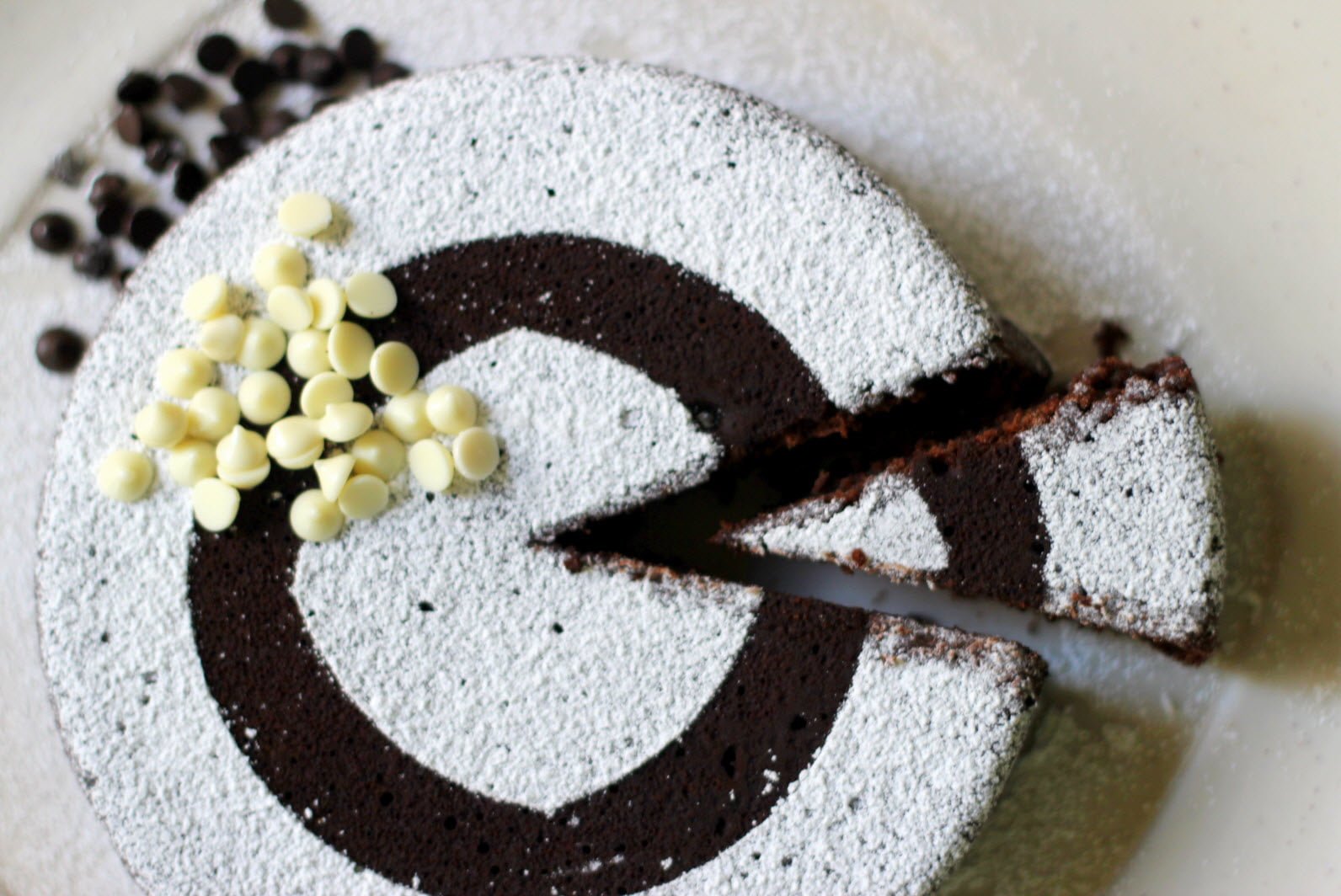Chocolate Cake in Cooker | Chocolate Cake Recipe | F for Flavour